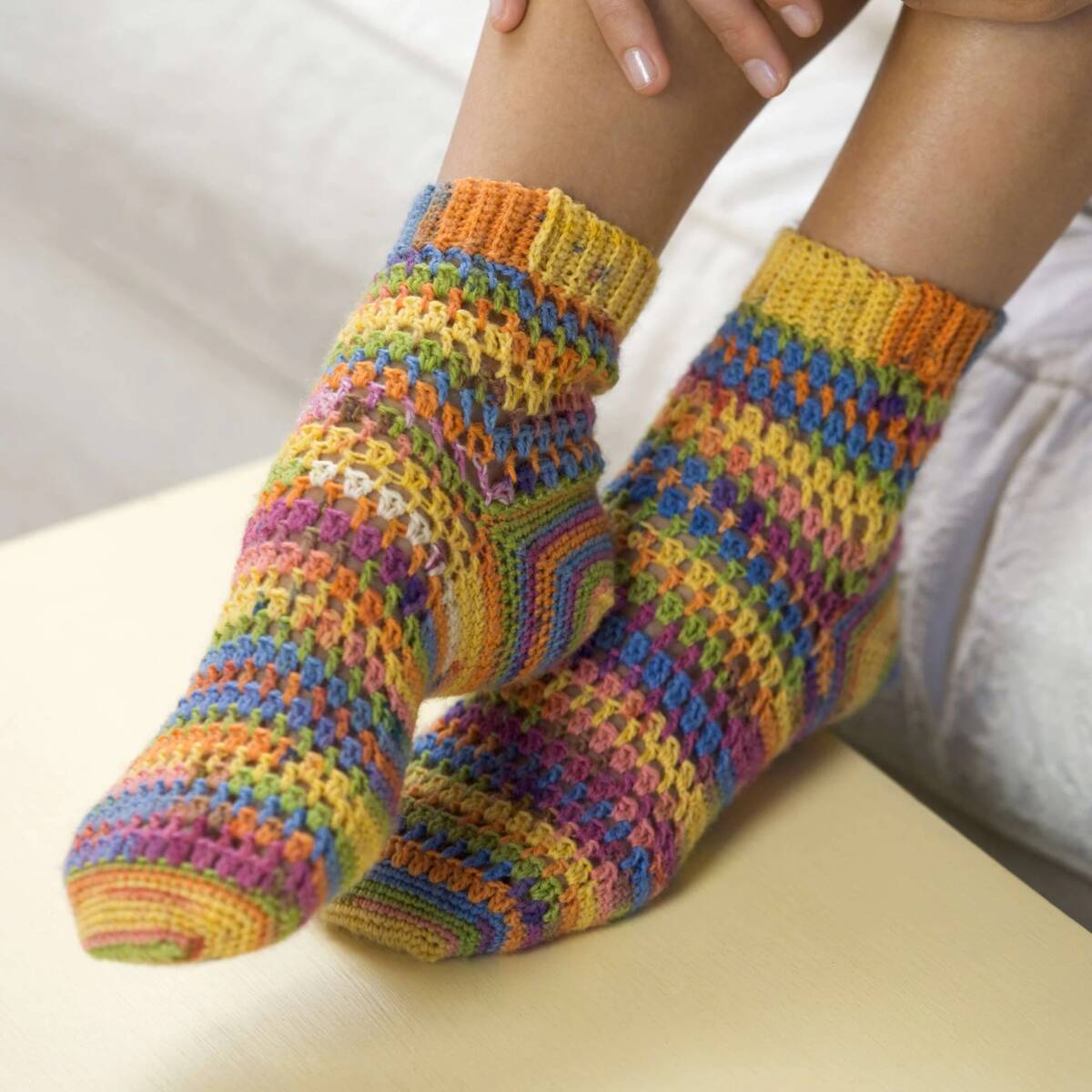 25 Free and Easy Crochet Sock Patterns | Yarns and Crafts