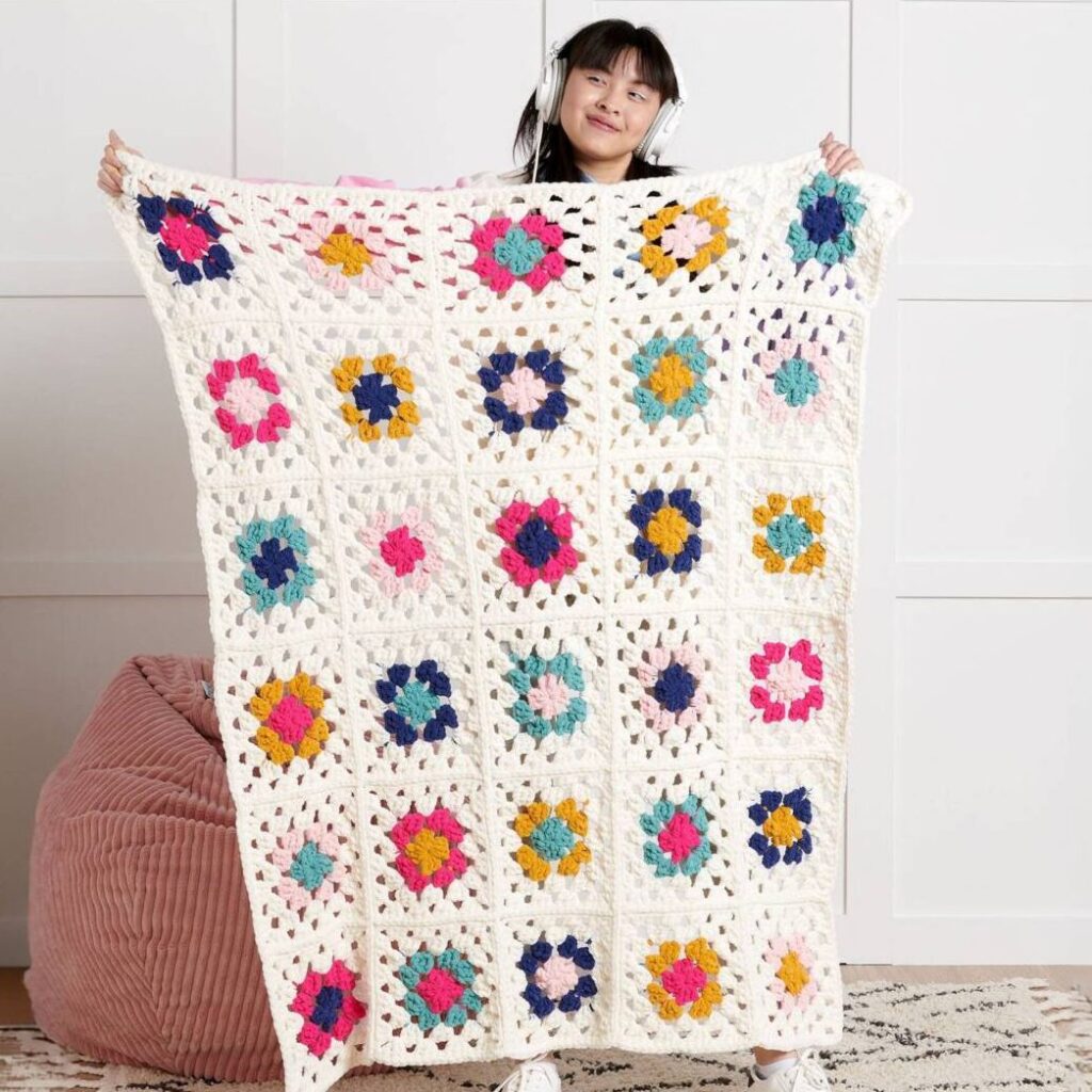 27 Free and Easy Crochet Blanket Patterns | Yarns and Crafts