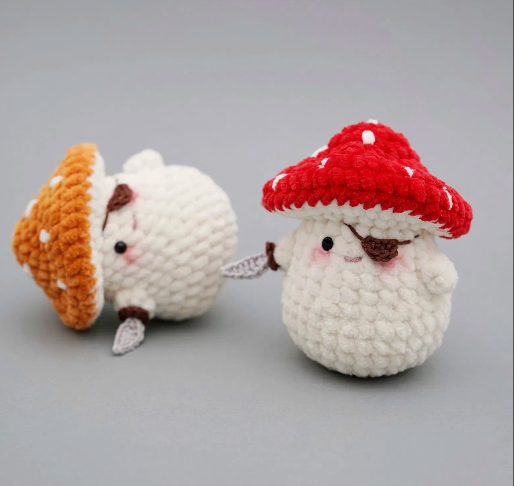 25 Free and Easy Crochet Mushroom Patterns | Yarns and Crafts