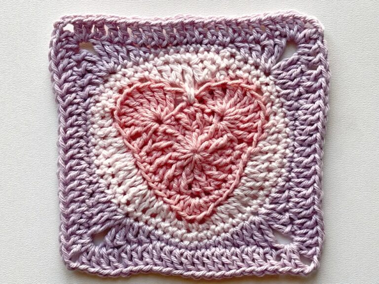 27 Free and Easy Crochet Granny Square Heart Patterns | Yarns and Crafts
