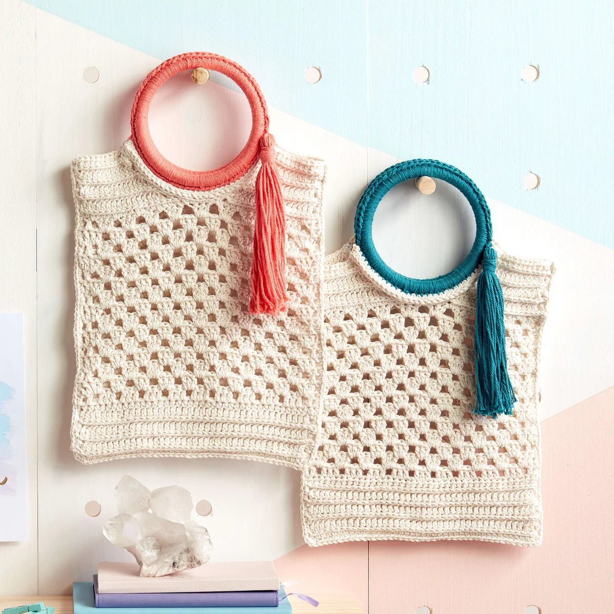 25 Free and Easy Crochet Beach Tote Bag Patterns | Yarns and Crafts