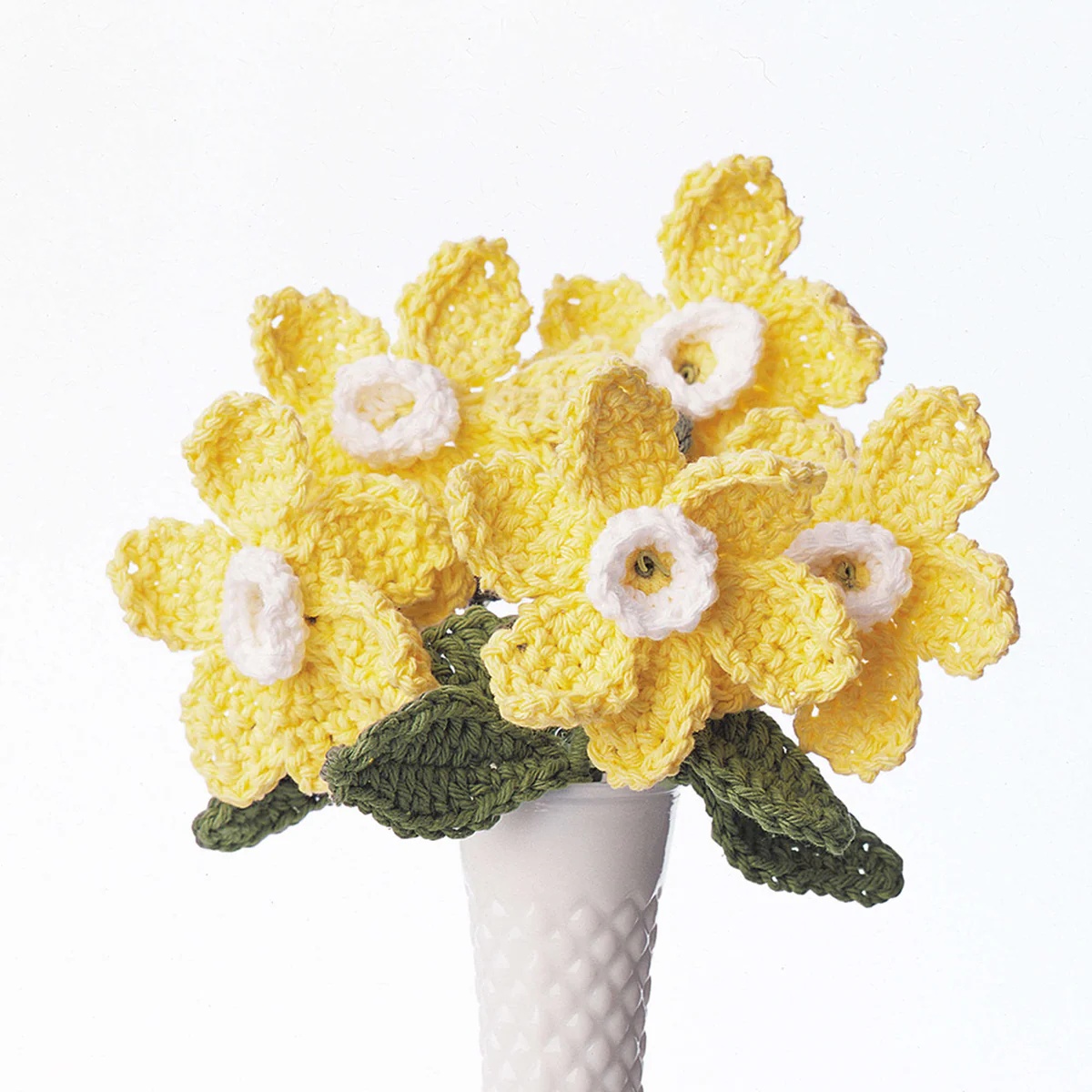 25 Free and Easy Crochet Flower Patterns | Yarns and Crafts