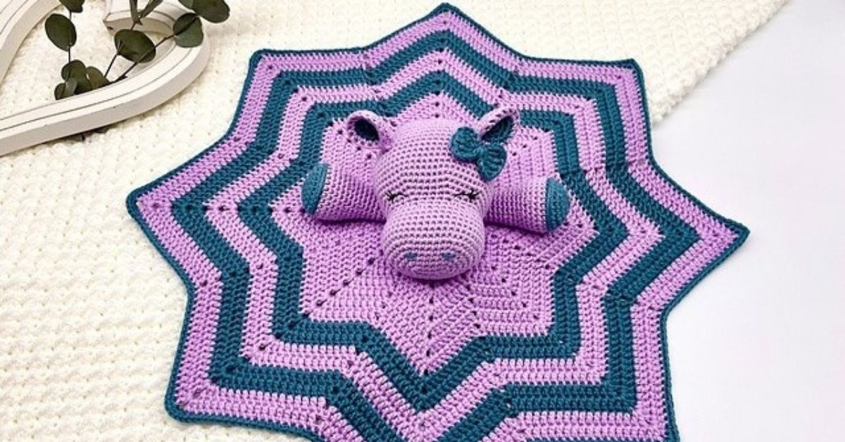 25 Free and Easy Crochet Lovey Patterns | Yarns and Crafts