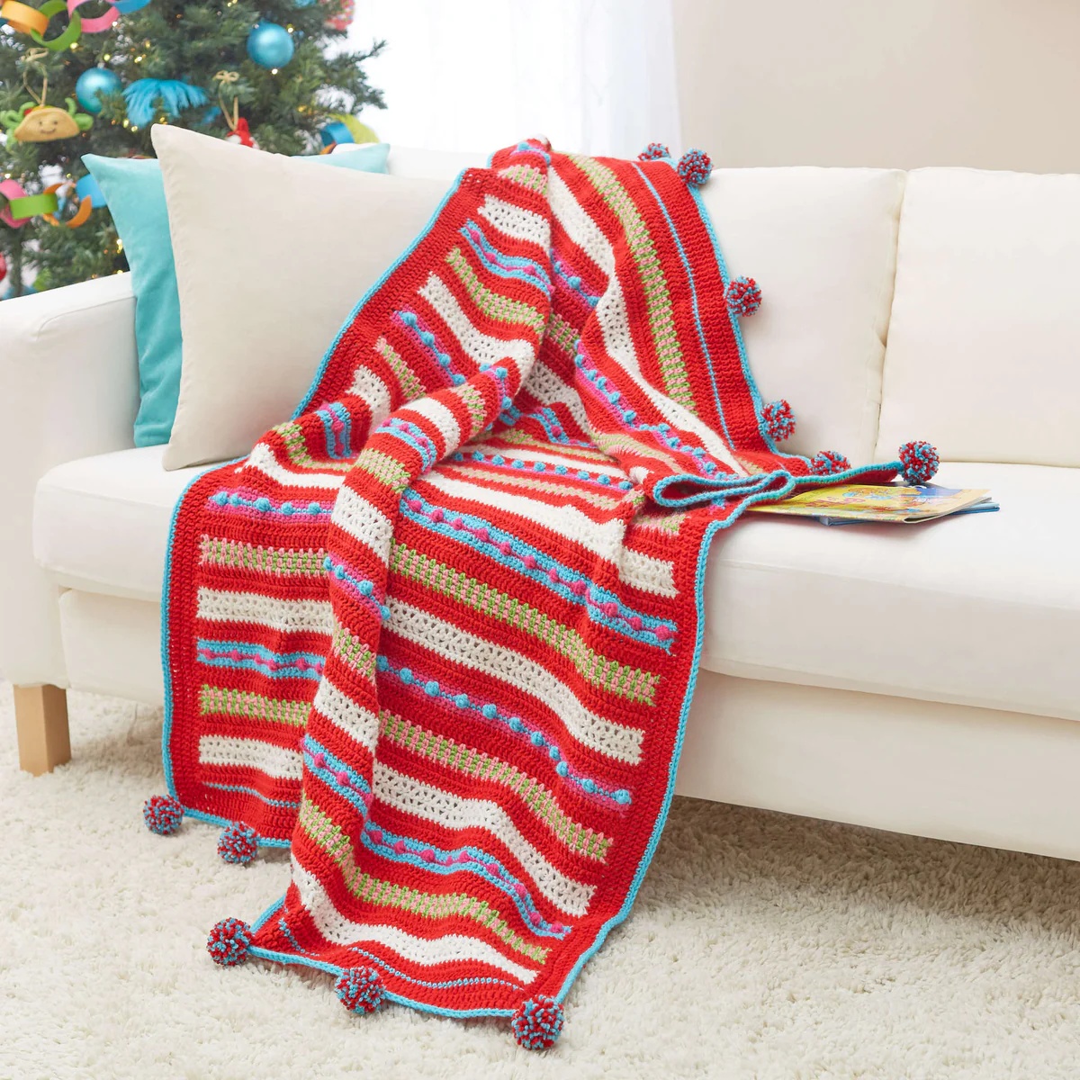 25 Free and Easy Crochet Throw Blanket Patterns | Yarns and Crafts