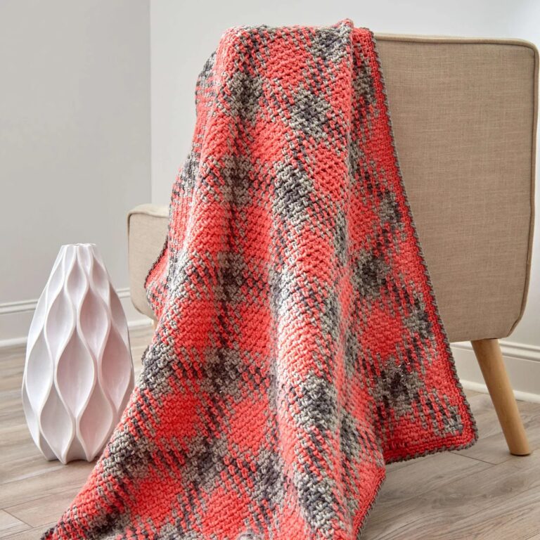 25 Free and Easy Crochet Throw Blanket Patterns | Yarns and Crafts