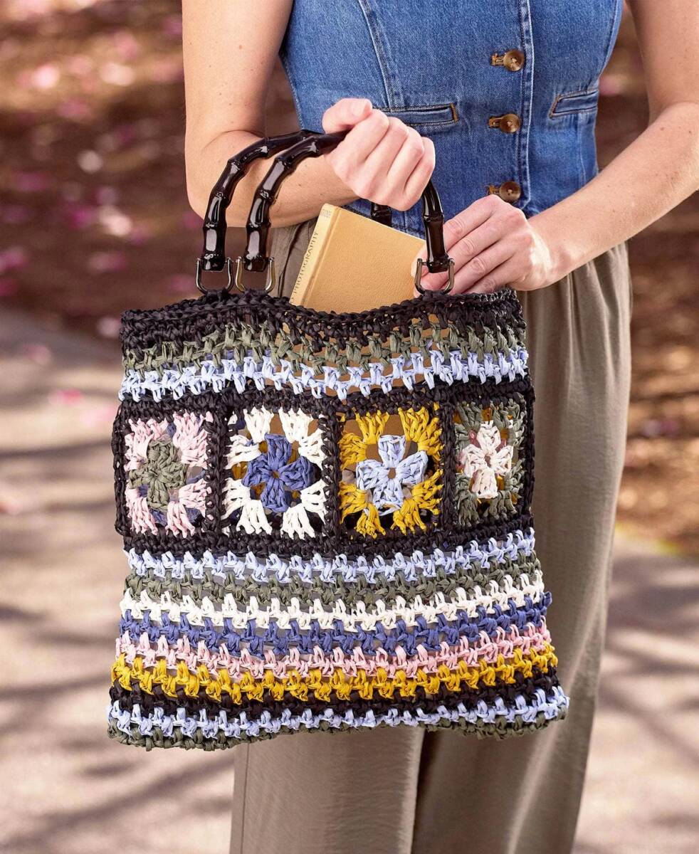 27 Free and Easy Crochet Tote Bag Patterns | Yarns and Crafts