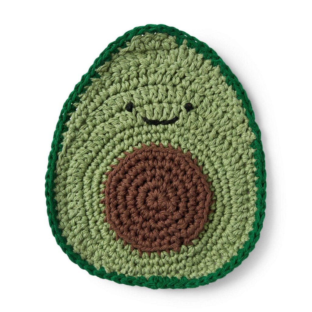 15 Free & Easy Amigurumi Crochet Avocado Patterns | Yarns and Crafts