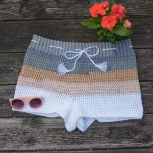 27 Free & Easy Crochet Shorts Patterns | Yarns and Crafts