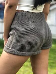 27 Free & Easy Crochet Shorts Patterns | Yarns and Crafts