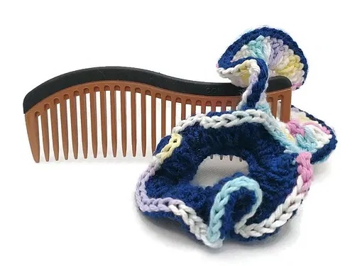 25 Free and Easy Crochet Hair Scrunchie Patterns | Yarns and Crafts