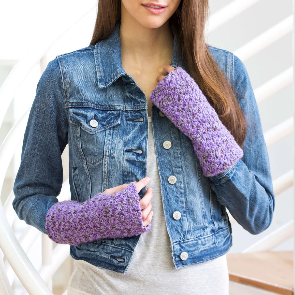 25 Free and Easy Crochet Hand Warmer Patterns | Yarns and Crafts