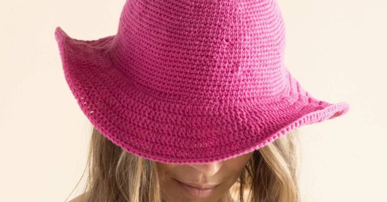 25 Free and Easy Crochet Sun Hat Patterns | Yarns and Crafts