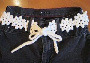 25 Free & Easy Crochet Belt Patterns | Yarns and Crafts