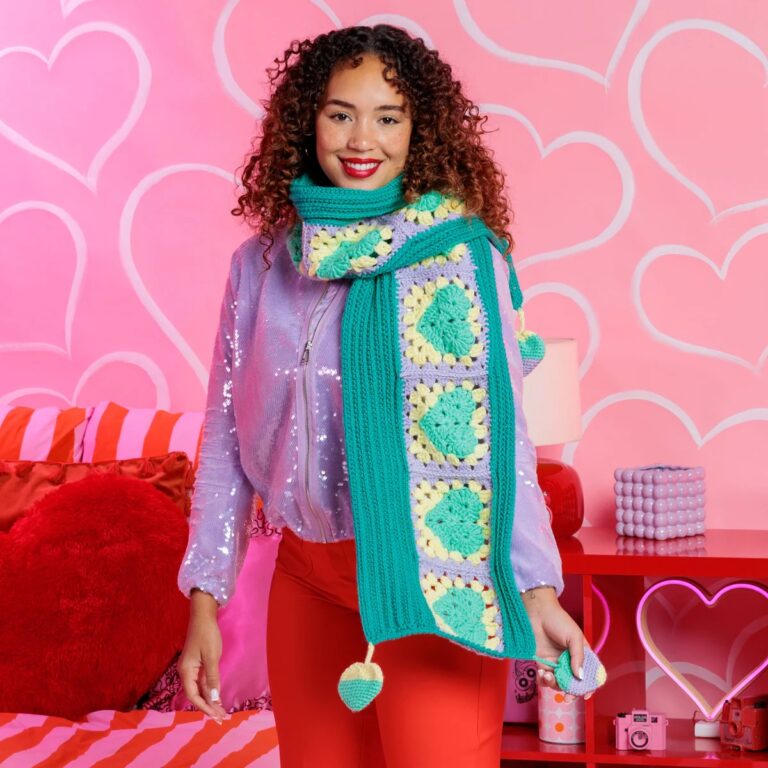 47 Free and Easy Crochet Scarf Patterns | Yarns and Crafts