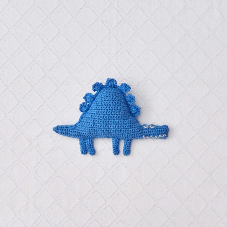 27 Free & Easy Amigurumi Crochet Dinosaur Patterns | Yarns and Crafts