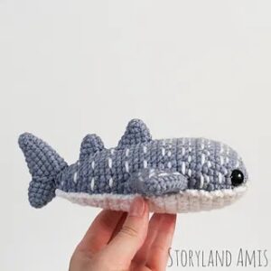 40 Free & Easy Amigurumi Crochet Whale Patterns | Yarns and Crafts