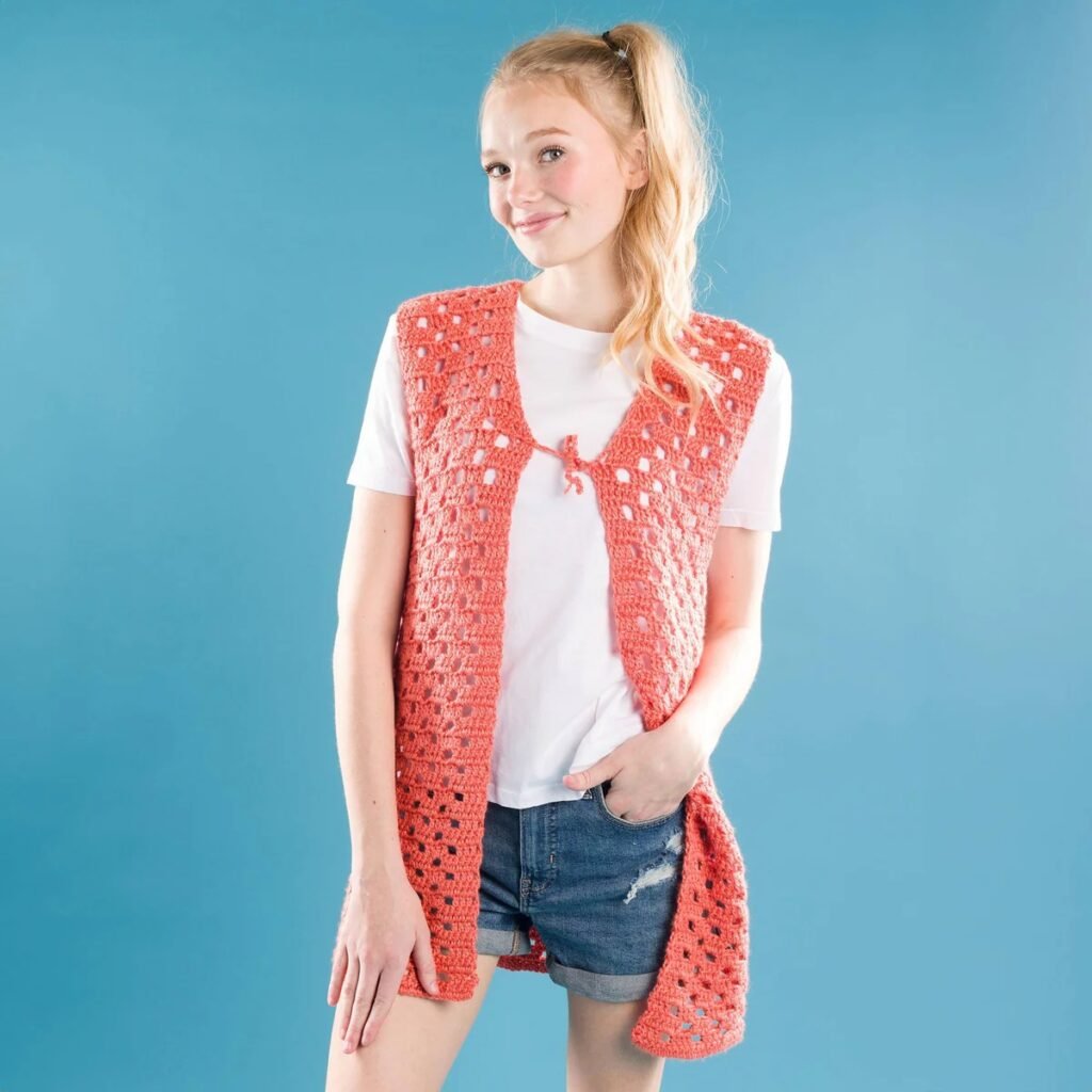 25 Free and Easy Crochet Vest Patterns | Yarns and Crafts