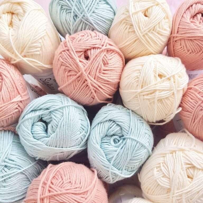 18 Free and Easy Crochet Heart Patterns You'll Love | Yarns and Crafts